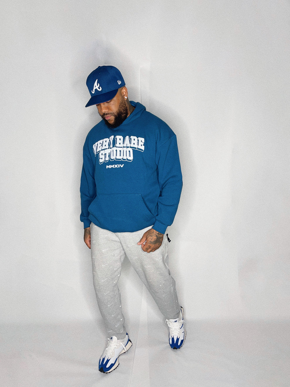 Very Rare Outline Hoodie – Very Rare Brand